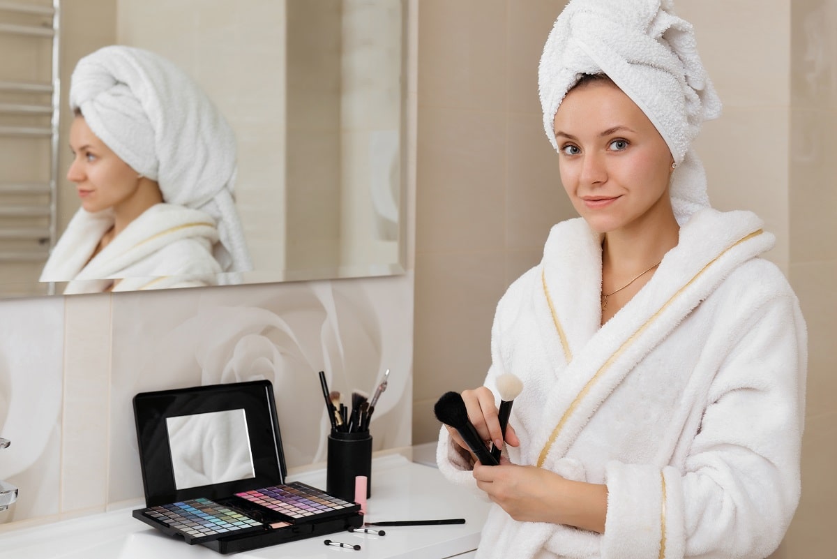 Shower Makeup : La nouvelle tendance beauté qui fait le buzz sur TikTok ...