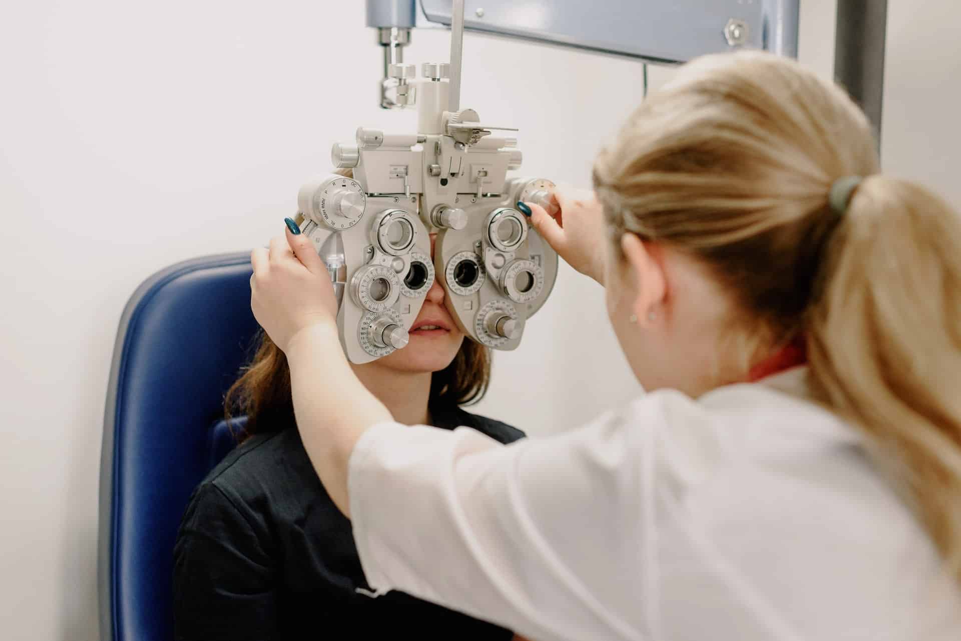Opération de l'hypermétropie : à quel âge peut-on la réaliser